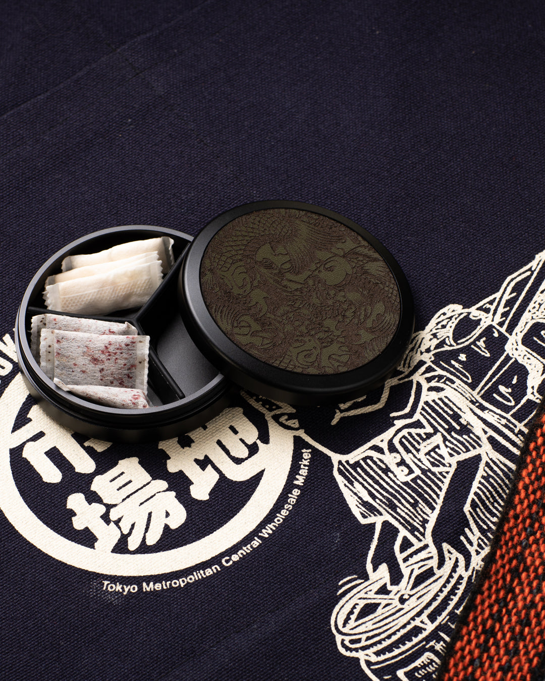 Icetool Tri Can Green Koi metal snus can with a divider. – Icetool snus ...