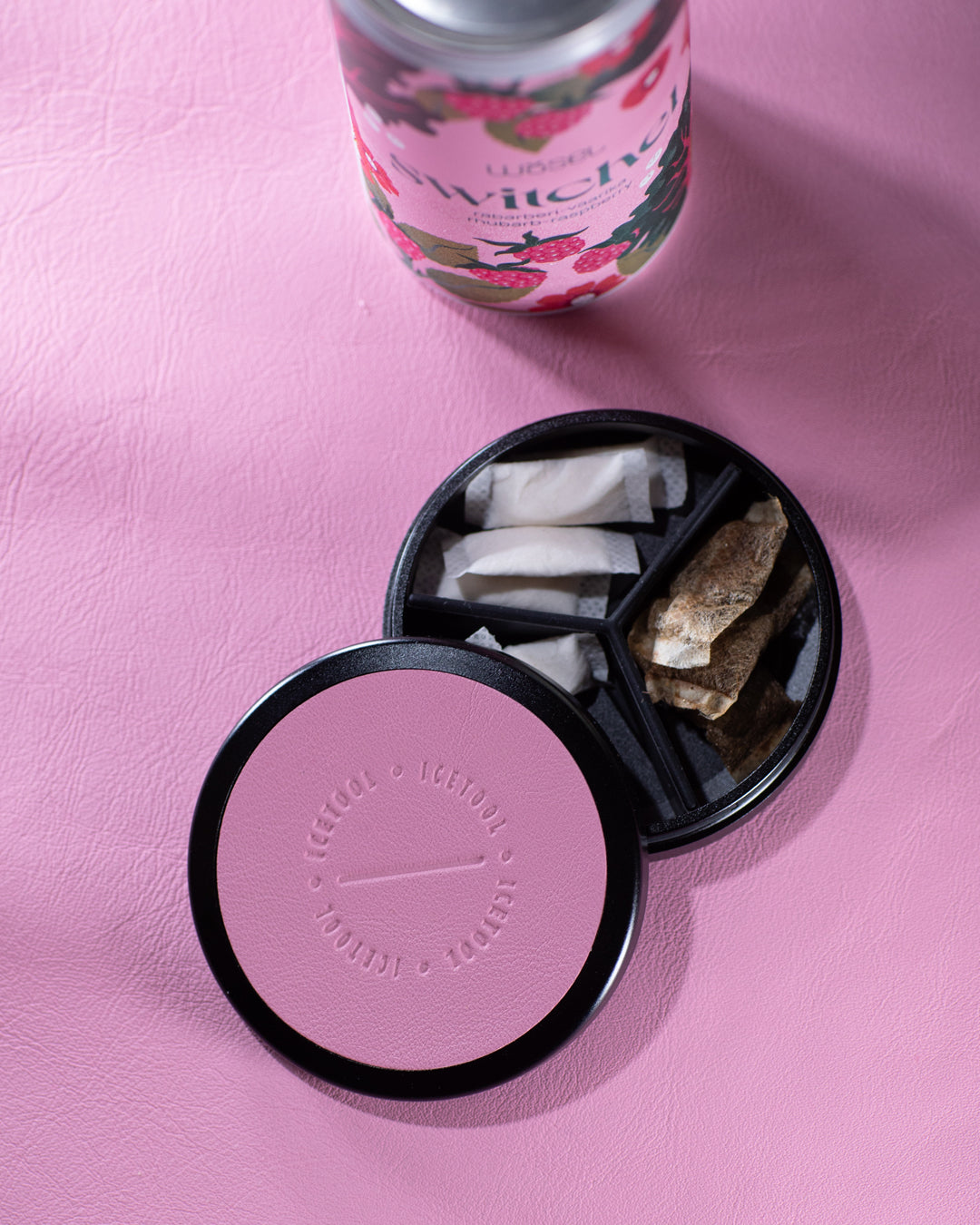 Icetool Tri Can for portion snus - Black with navy blue leather ...