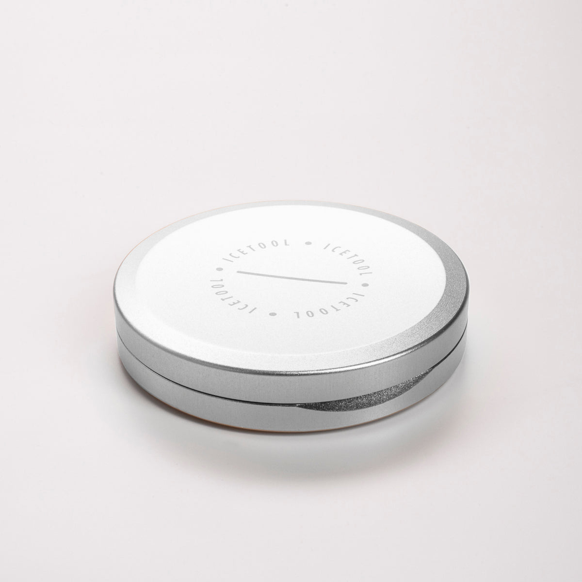 Icetool Slim Can Silver - A cool aluminum container for portion snus ...